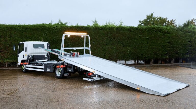 ARTICLE FROM B&T VEHICLE HIRE : Recovery truck hire: Everything you ne ...